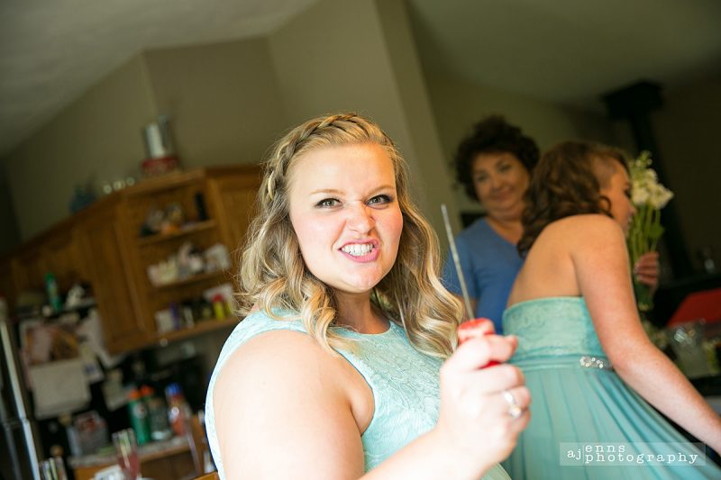 Amy & Kevin at Patricia Beach – AJ Enns Photography