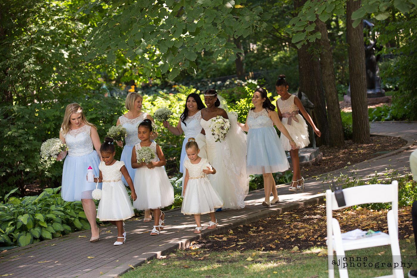 Tabitha & Matt – Leo Mole Sculpture Gardens – AJ Enns Photography